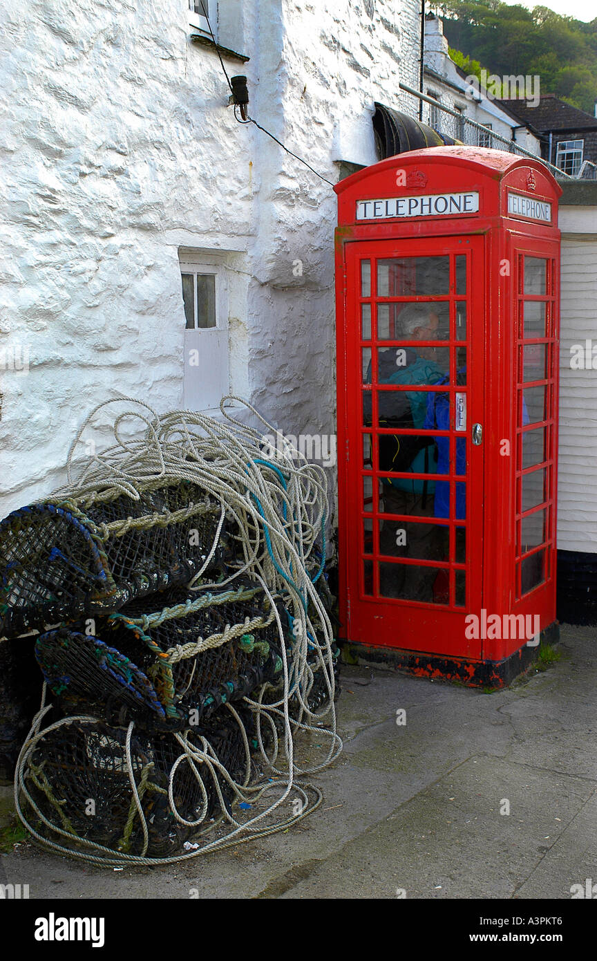 Red Telephone Box Polperro Cornwall Stock Photo - Alamy
