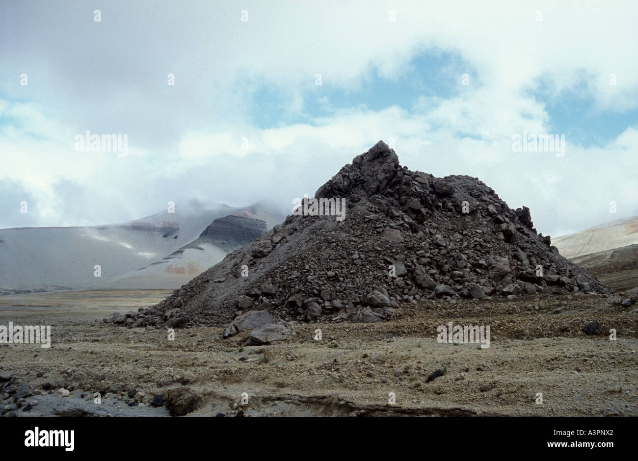 Novarupta dome hi-res stock photography and images - Alamy