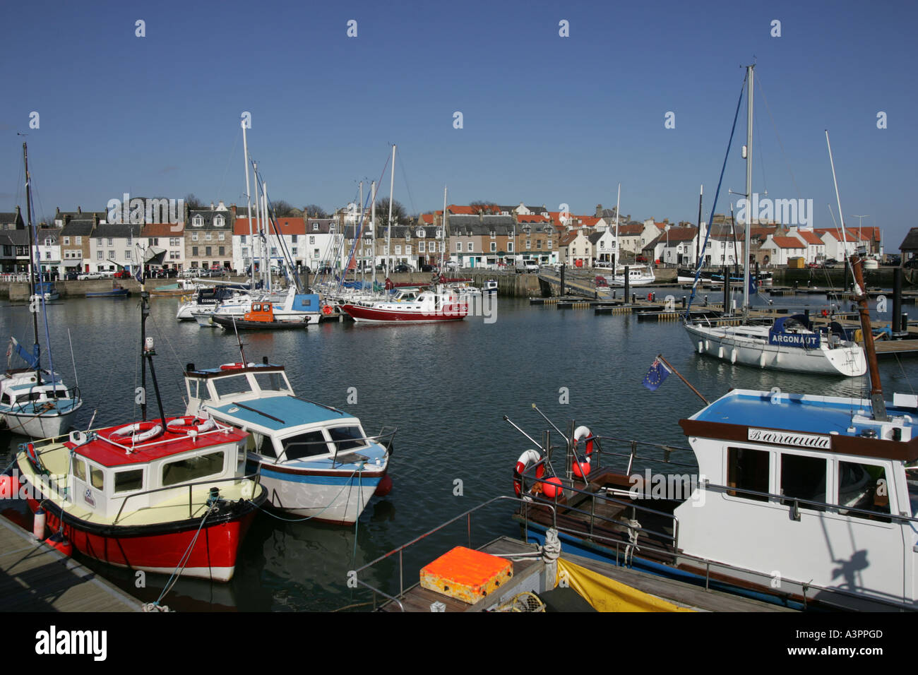 Fishing boats in Anstruther harbour, Fife, Scotland Stock Photo - Alamy