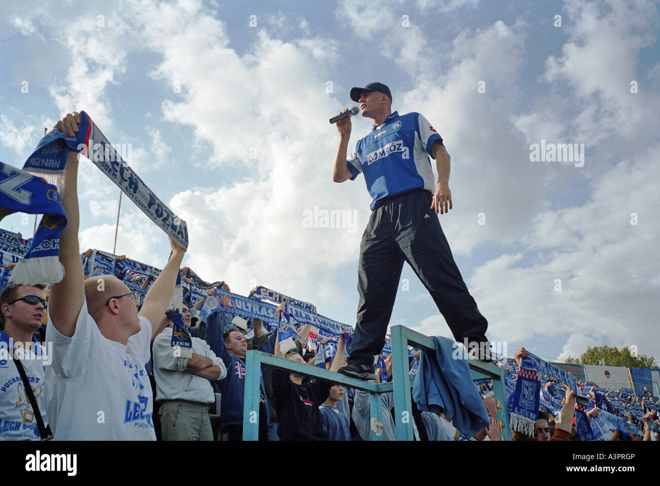 Stadium microphone hi-res stock photography and images - Alamy