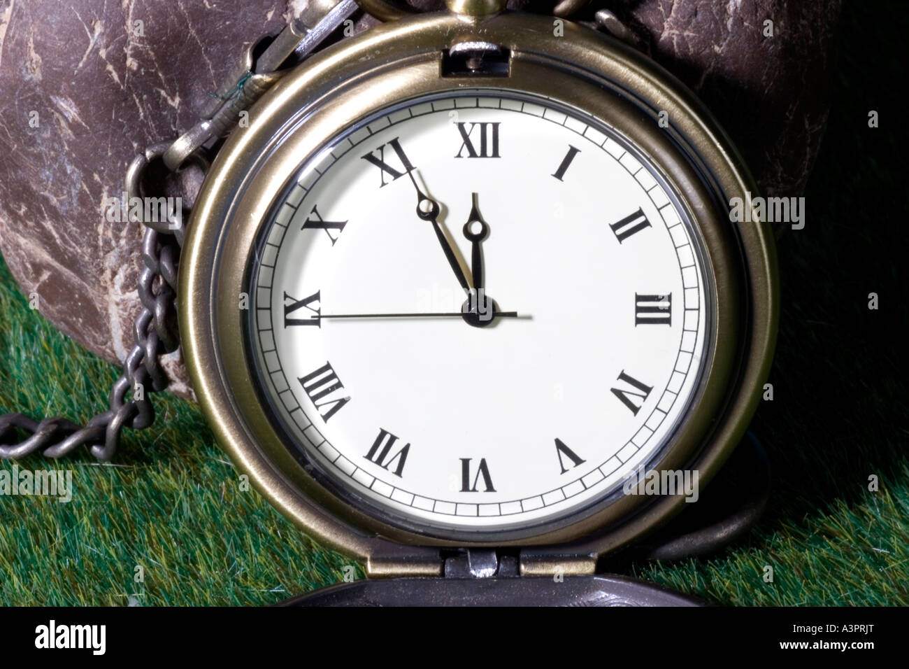 Uhr clock watch Stock Photo - Alamy