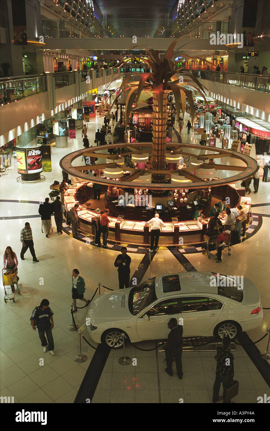 Dubai International airport Duty free shopping mall "United Arab ...
