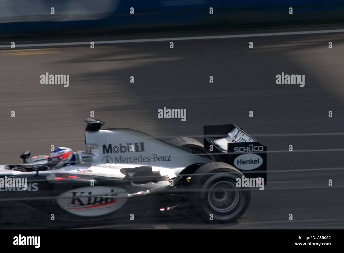 Mercedes f1 2004 hi-res stock photography and images - Alamy
