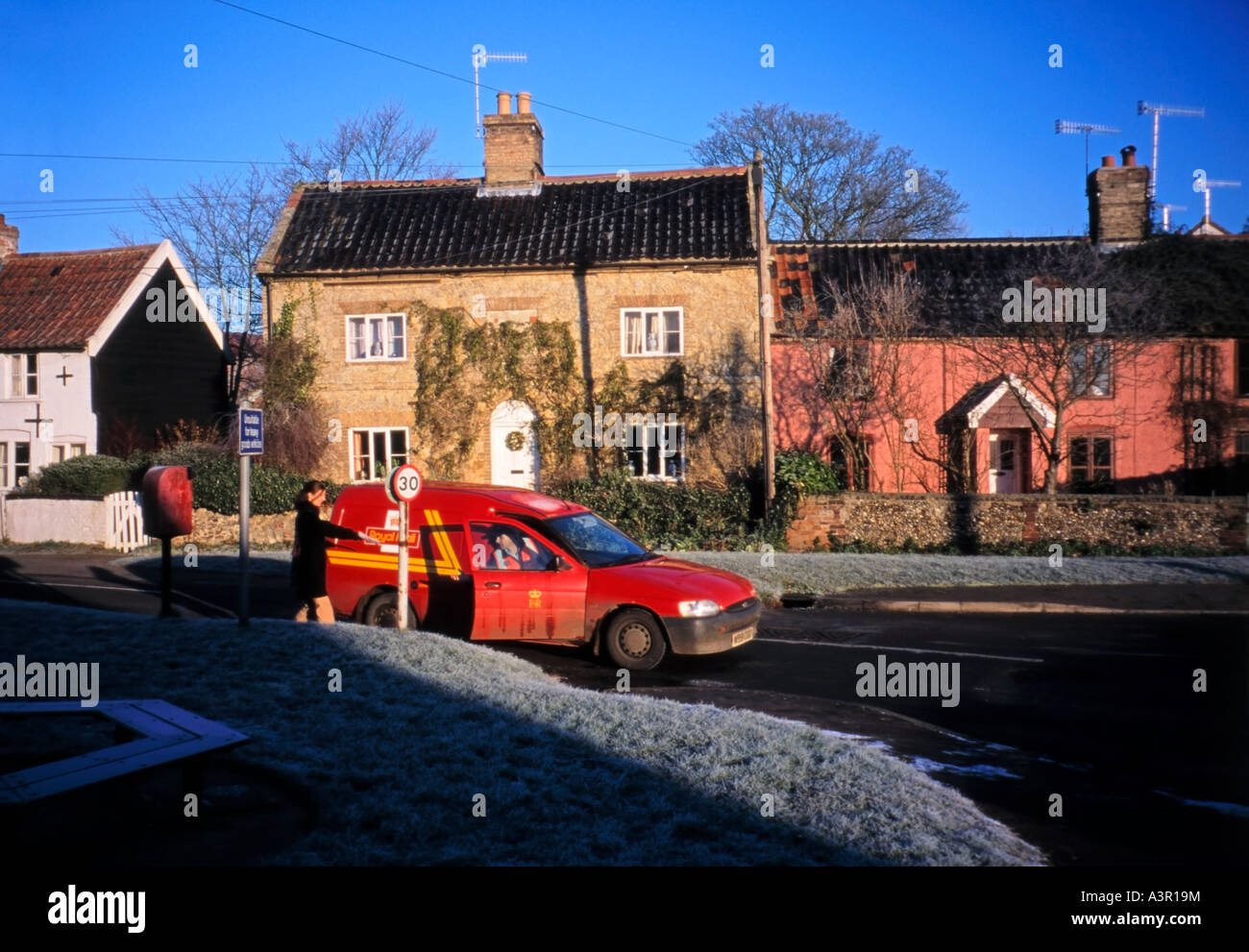 Snape village hi-res stock photography and images - Alamy