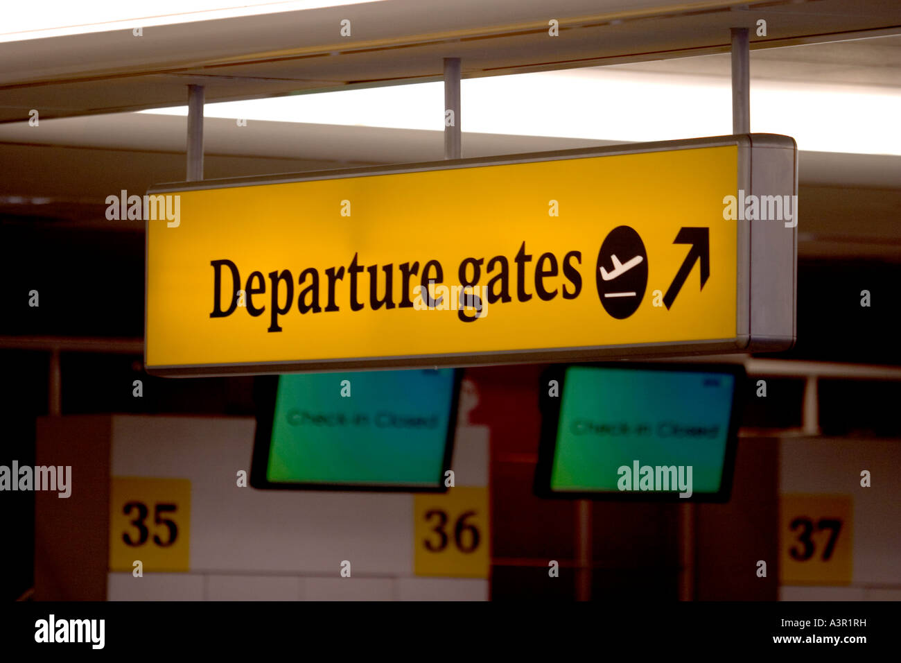 Departure Gates signage at Edinburgh Airport Stock Photo - Alamy