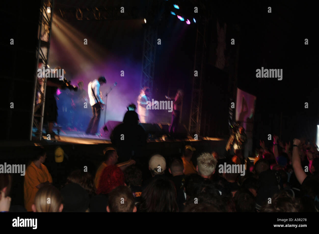 Electric Six on stage at Download festival 2004 Stock Photo - Alamy