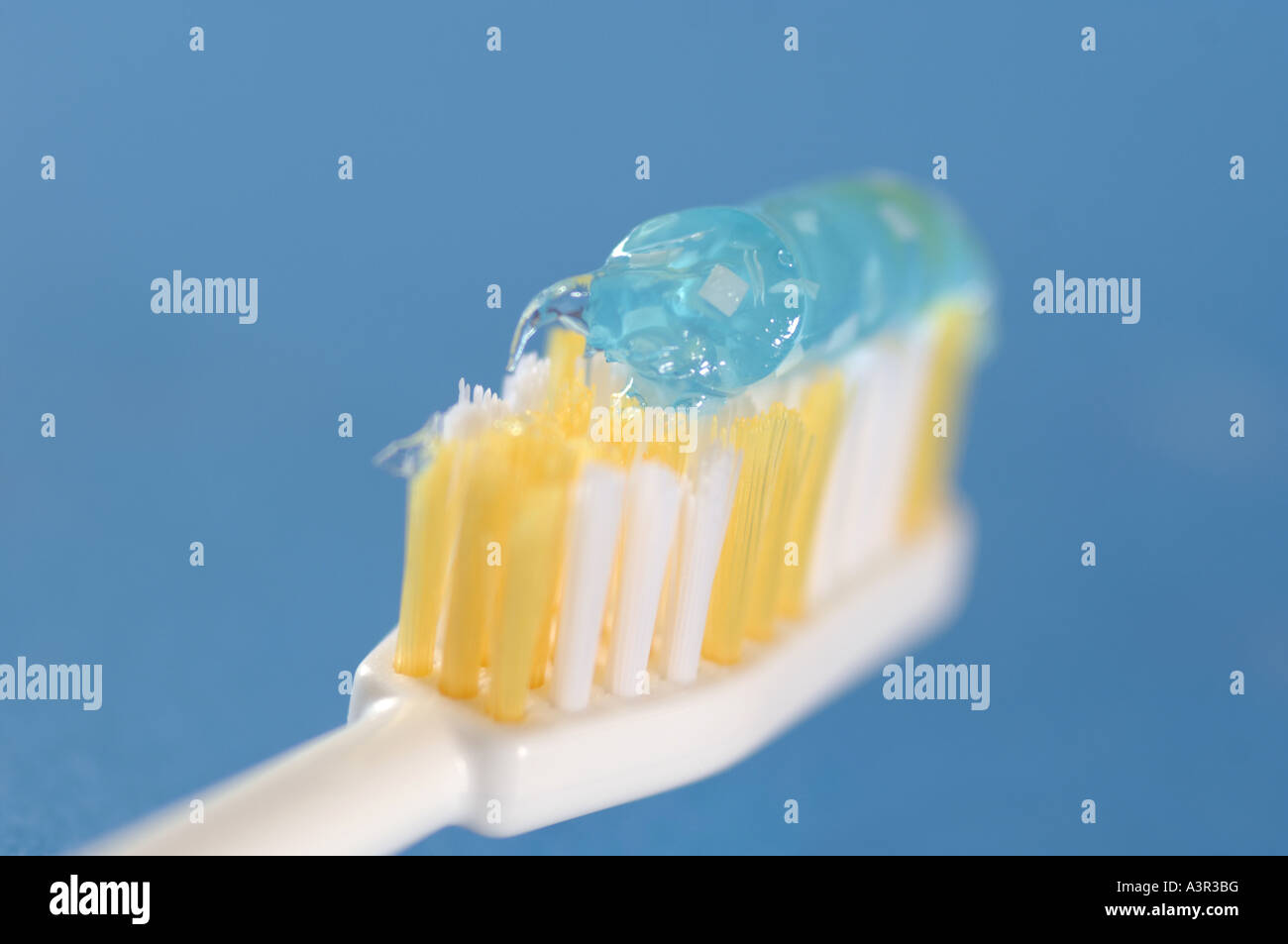 Colourful toothbrush toothpaste hi-res stock photography and images - Alamy
