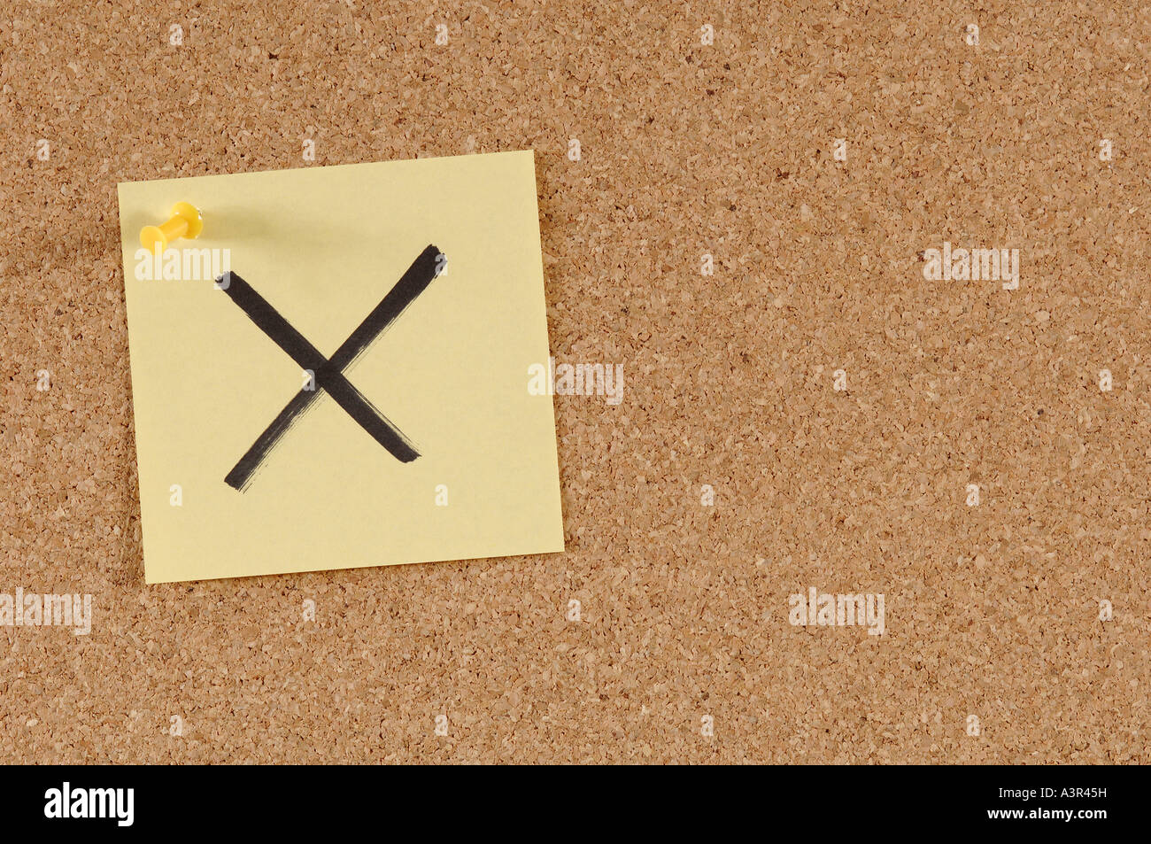 Message cork board with alphabet letters Stock Photo - Alamy