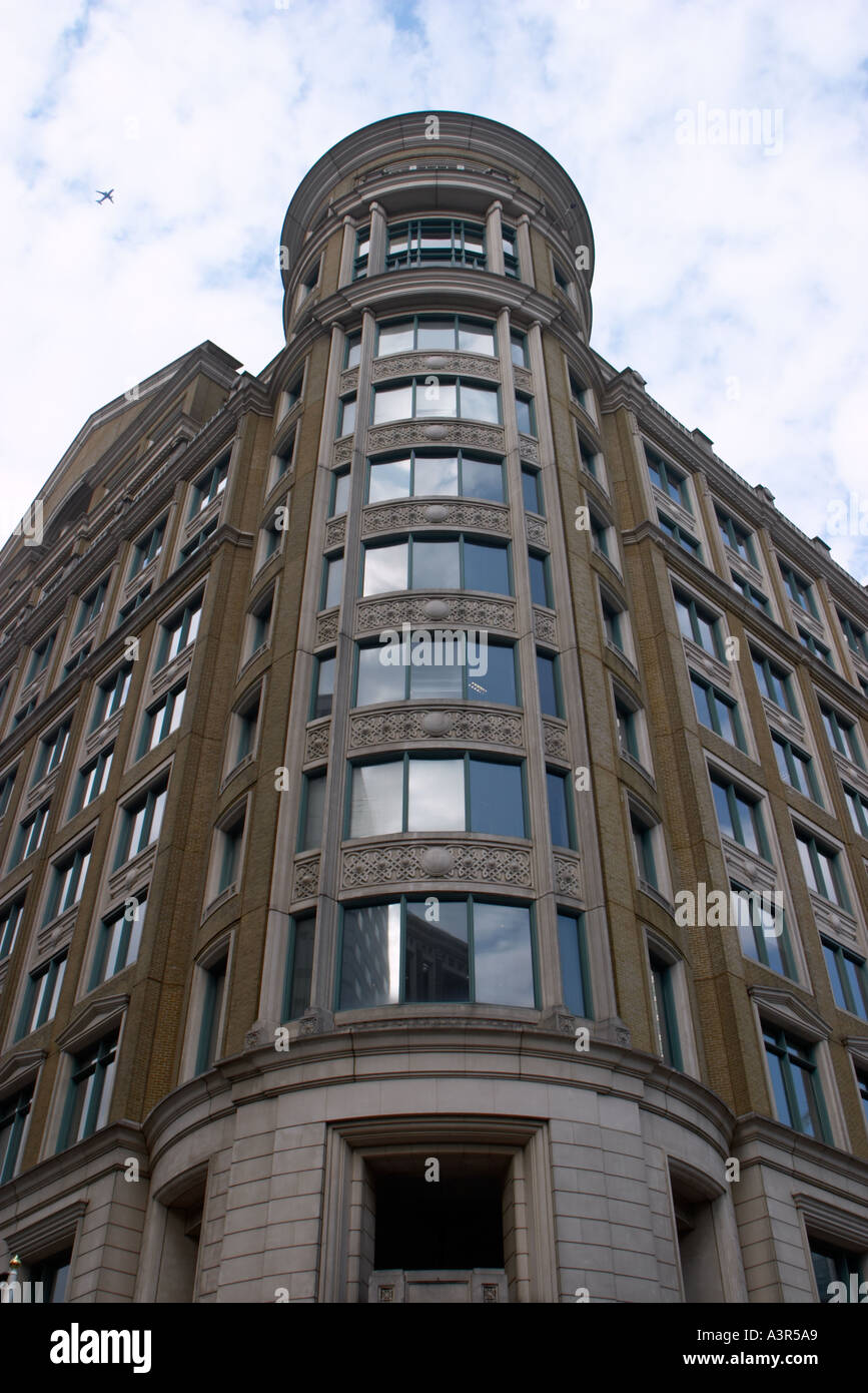 10 Cabot Square Canary Wharf London Stock Photo - Alamy
