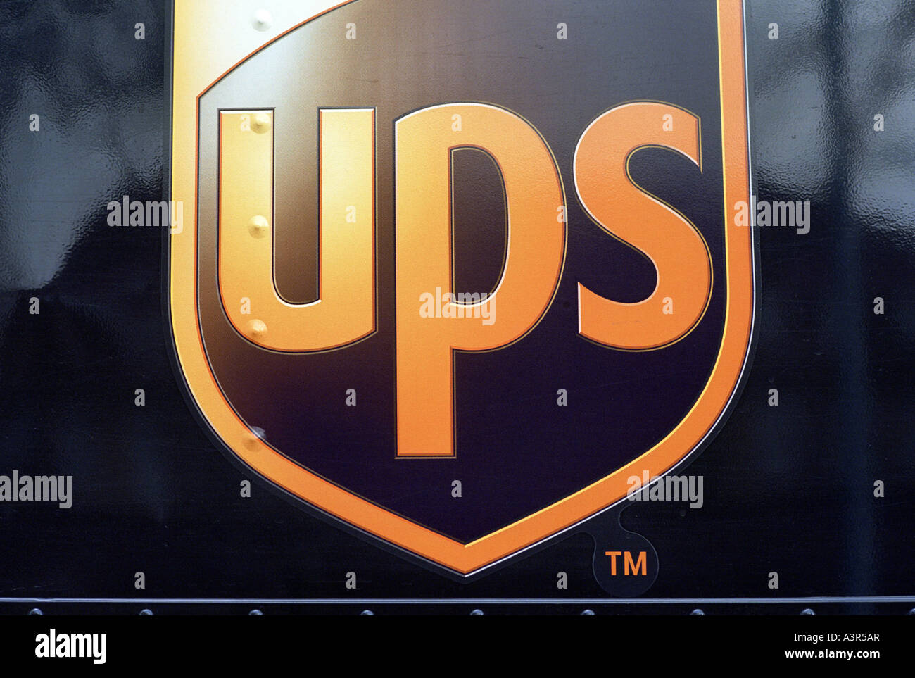 Logo of UPS Stock Photo - Alamy