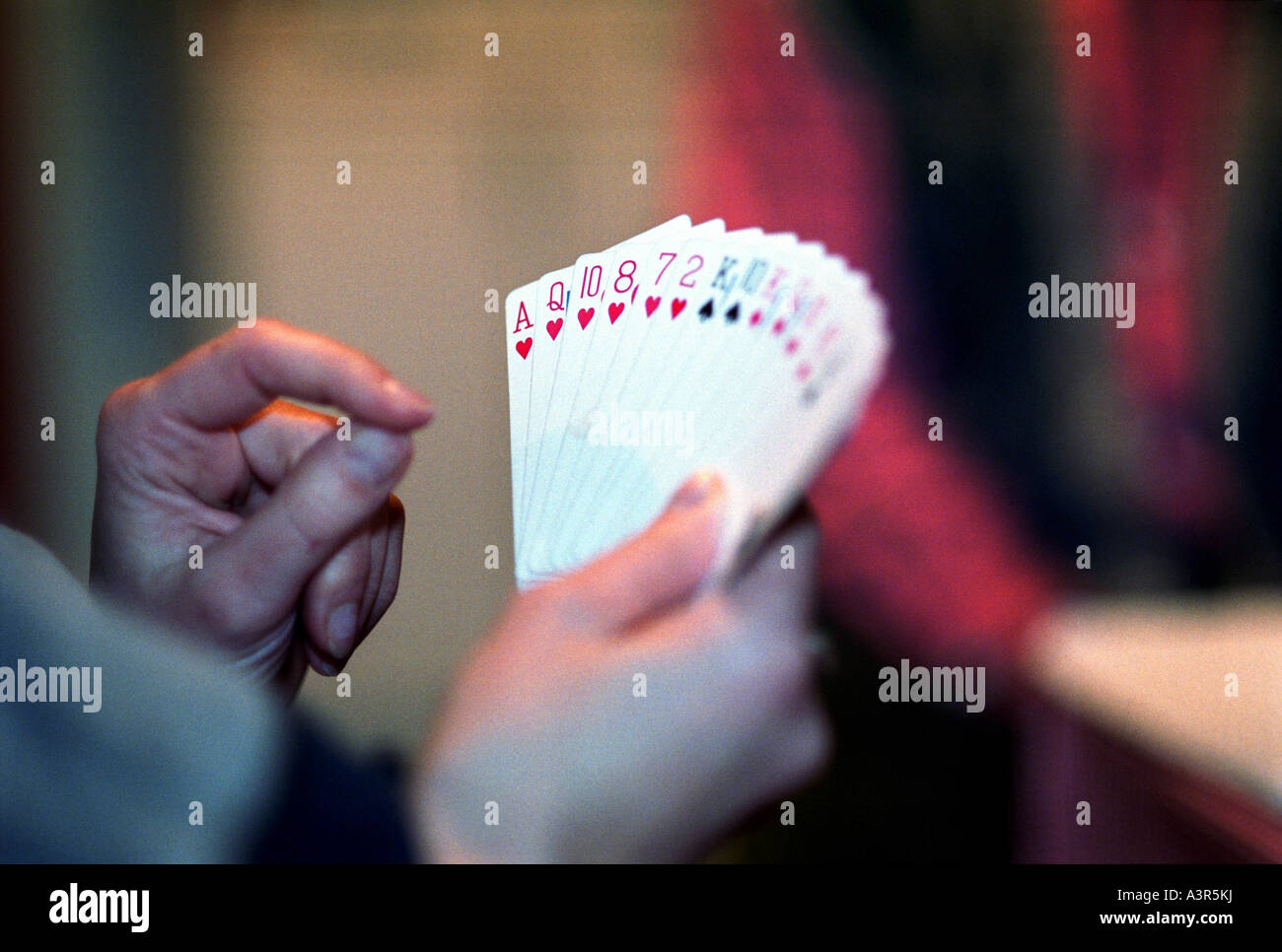 Bridge hand and cards hi-res stock photography and images - Alamy