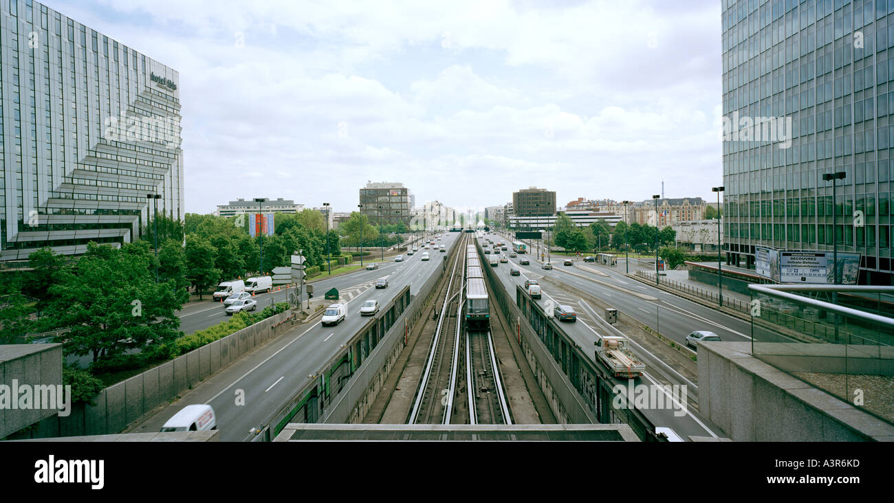 Travel Photography - Road transport and the Paris Metro public ...
