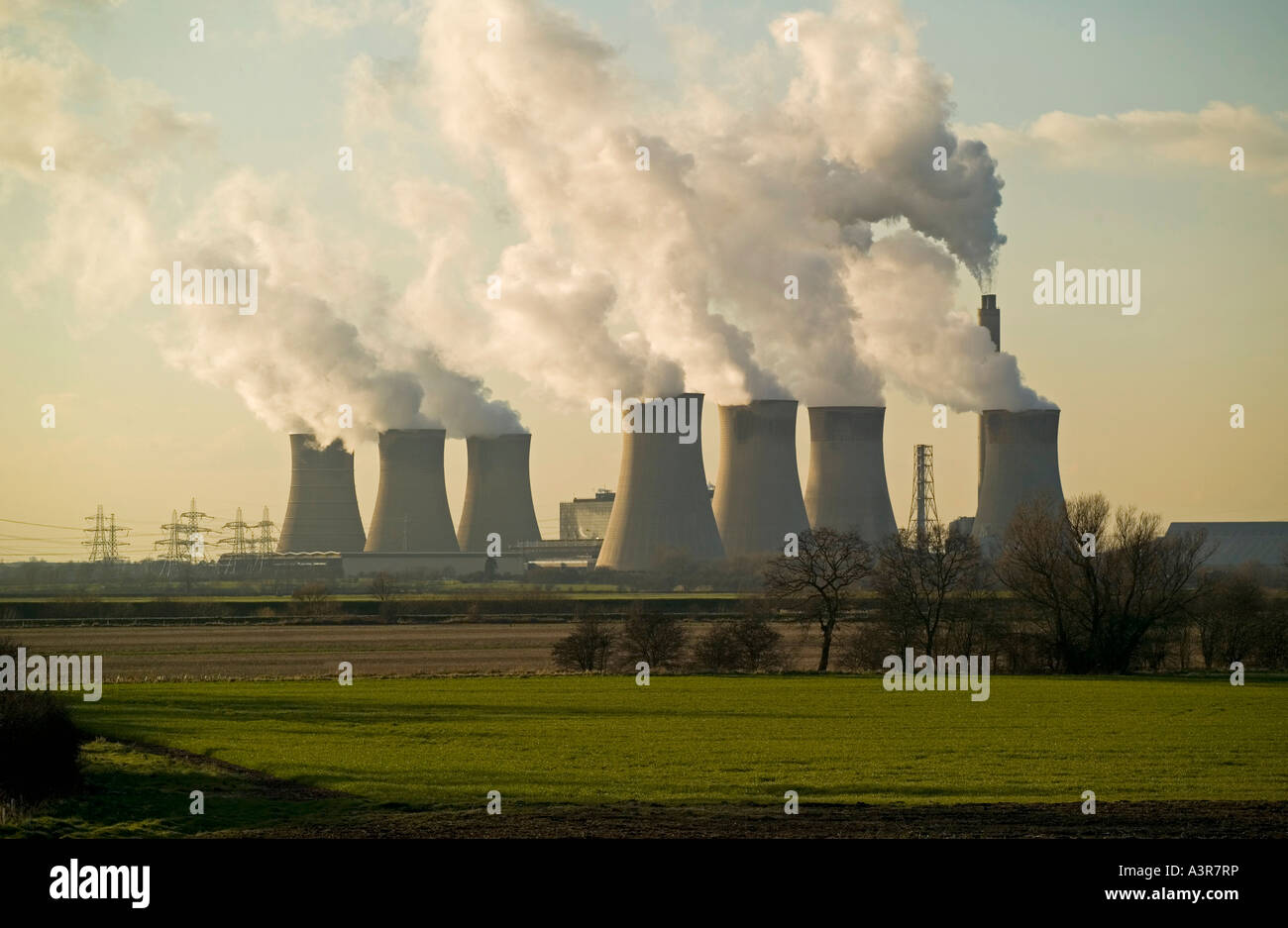 Coal fired power station hi-res stock photography and images - Alamy
