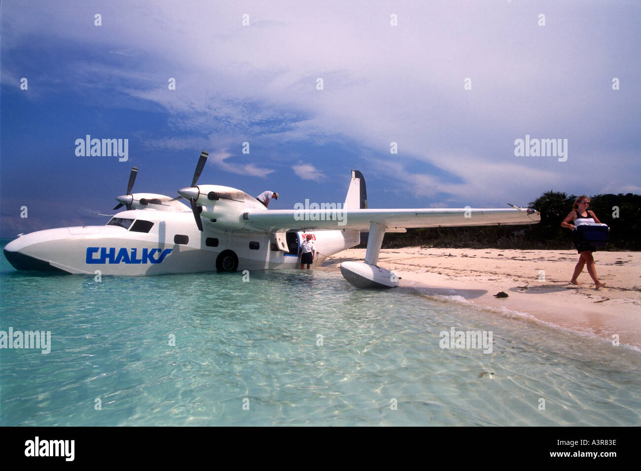 July 1999 Bahamas Flying around the Out Islands in a Grumman Mallard ...