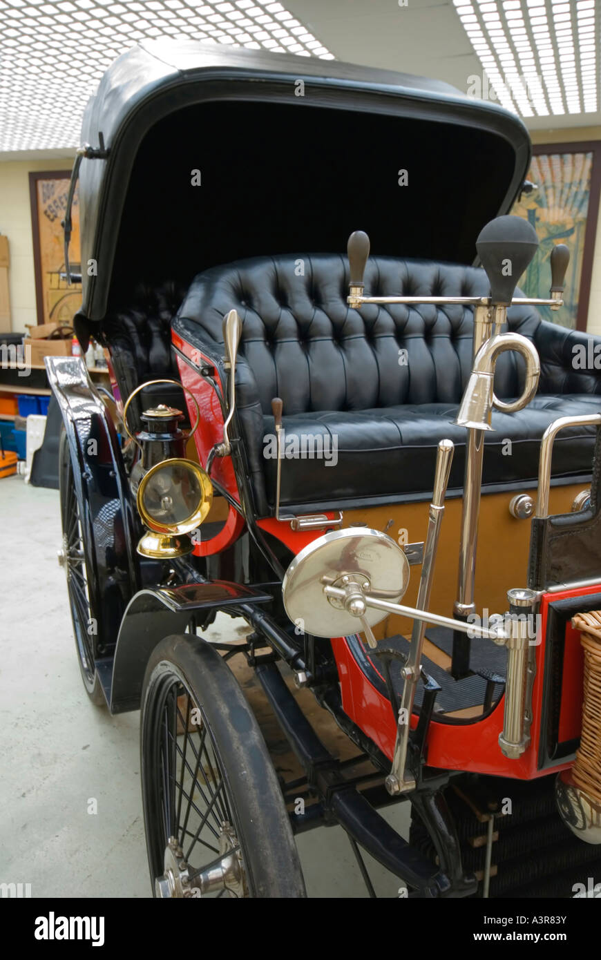 Hooded carriage hi-res stock photography and images - Alamy