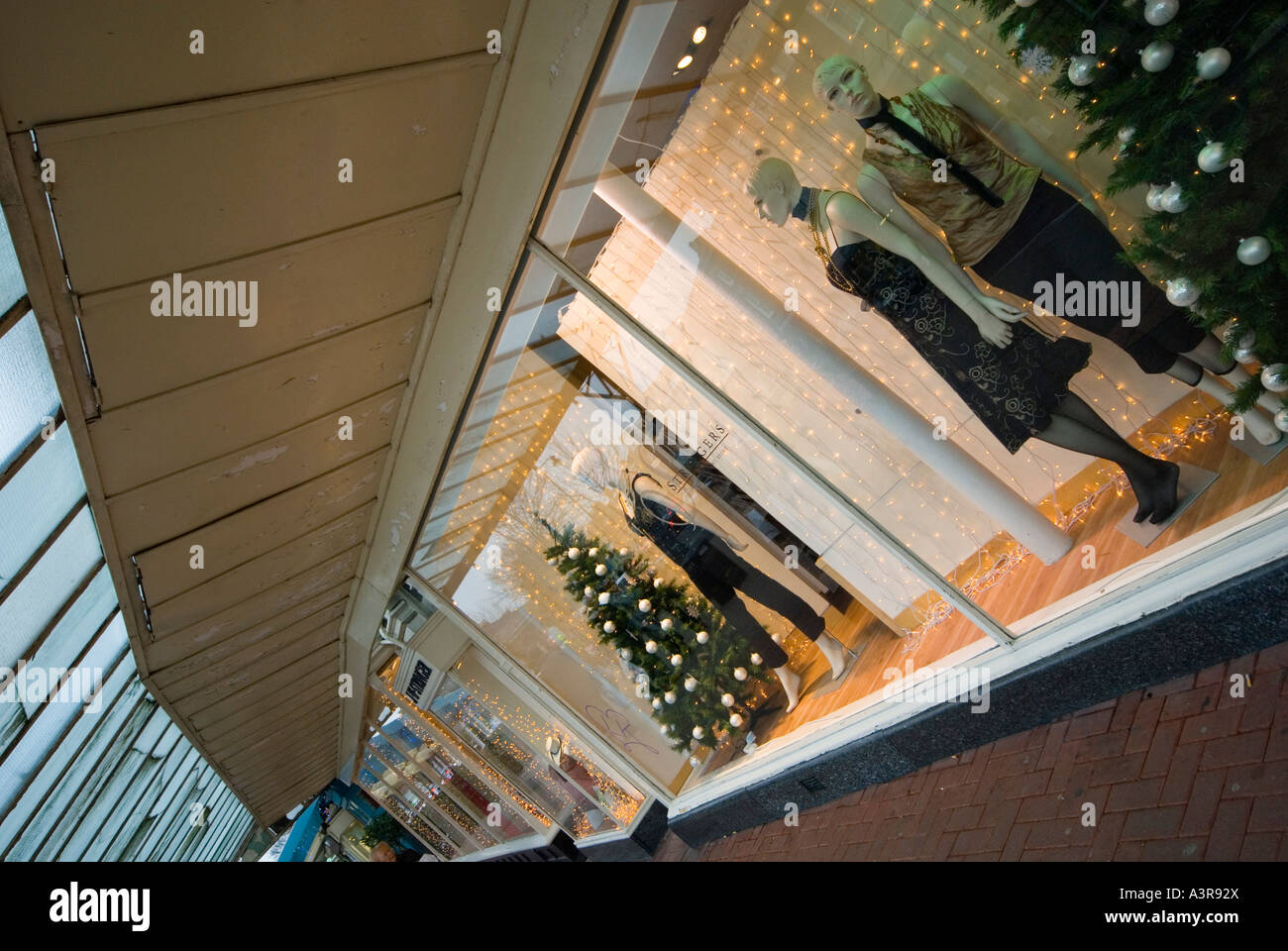 Shop window at Christmas Stock Photo - Alamy