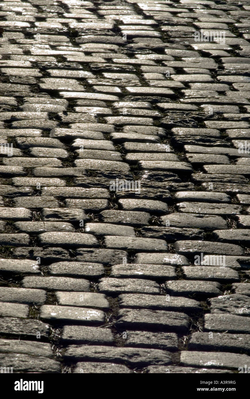 Cobbled path way hi-res stock photography and images - Alamy