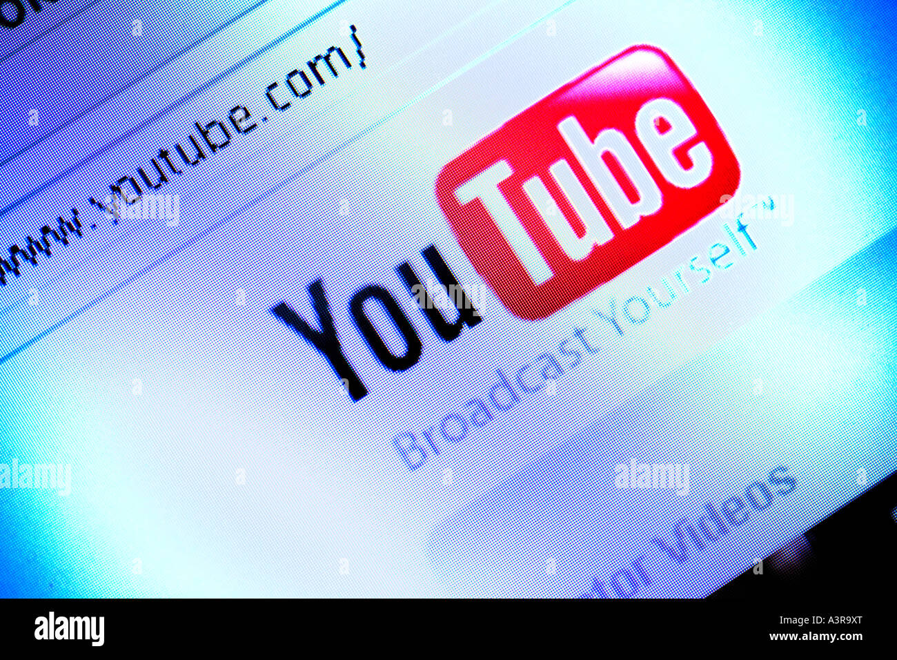 You tube internet hi-res stock photography and images - Alamy