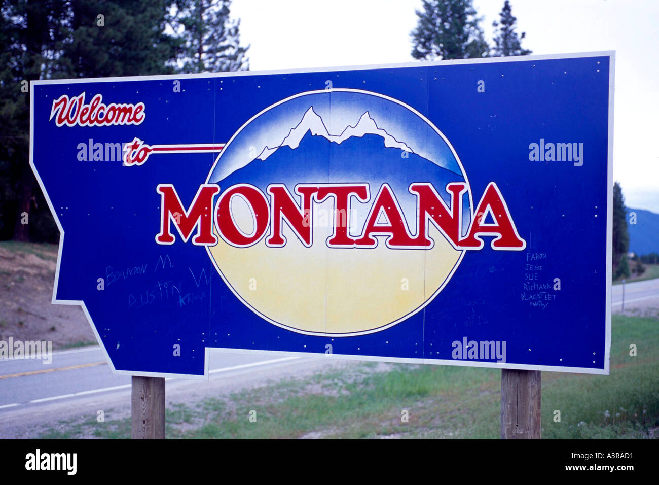 Welcome to montana sign hi-res stock photography and images - Alamy