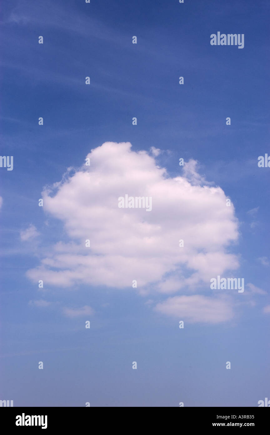 cumulus Cloud over the kent sky Stock Photo - Alamy