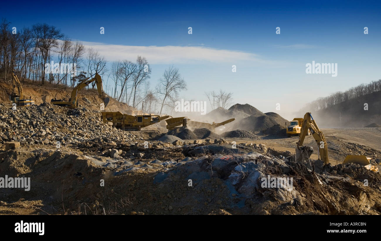 Earth moving equipment at a construction site Stock Photo - Alamy