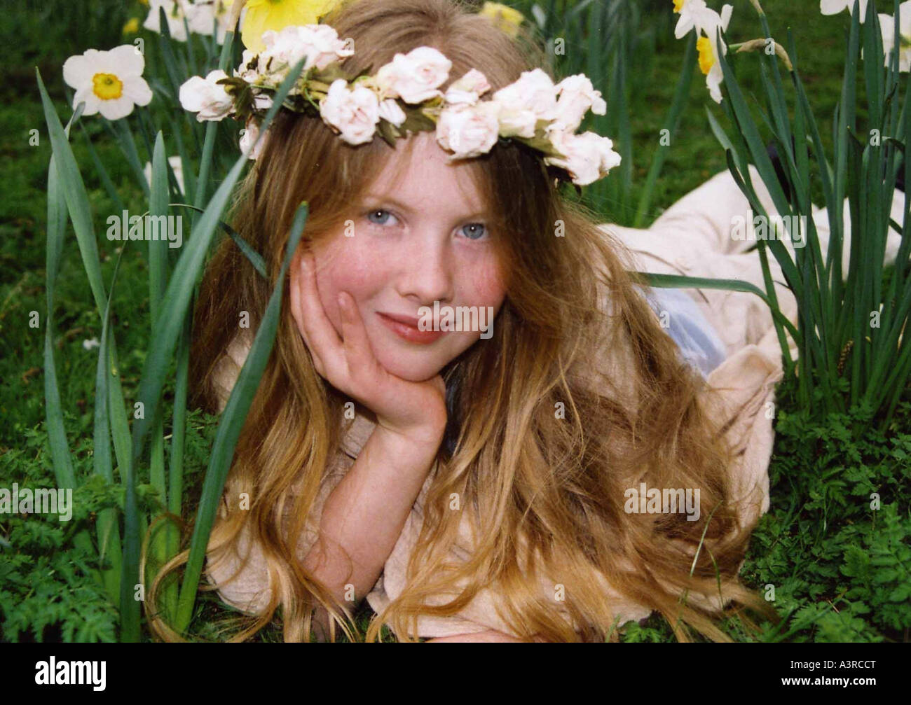 May queen hi-res stock photography and images - Alamy
