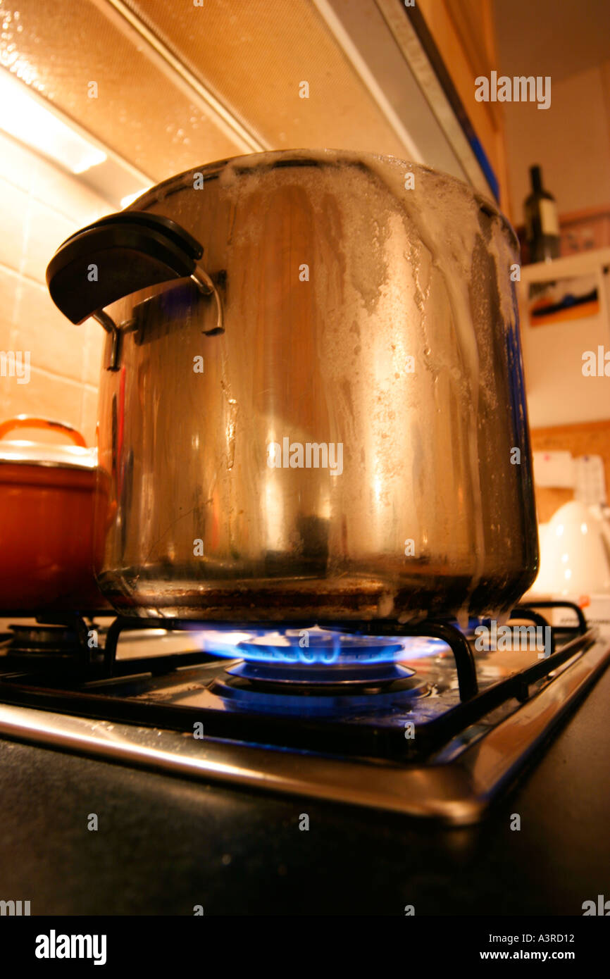 Boiling over cooker hi-res stock photography and images - Alamy