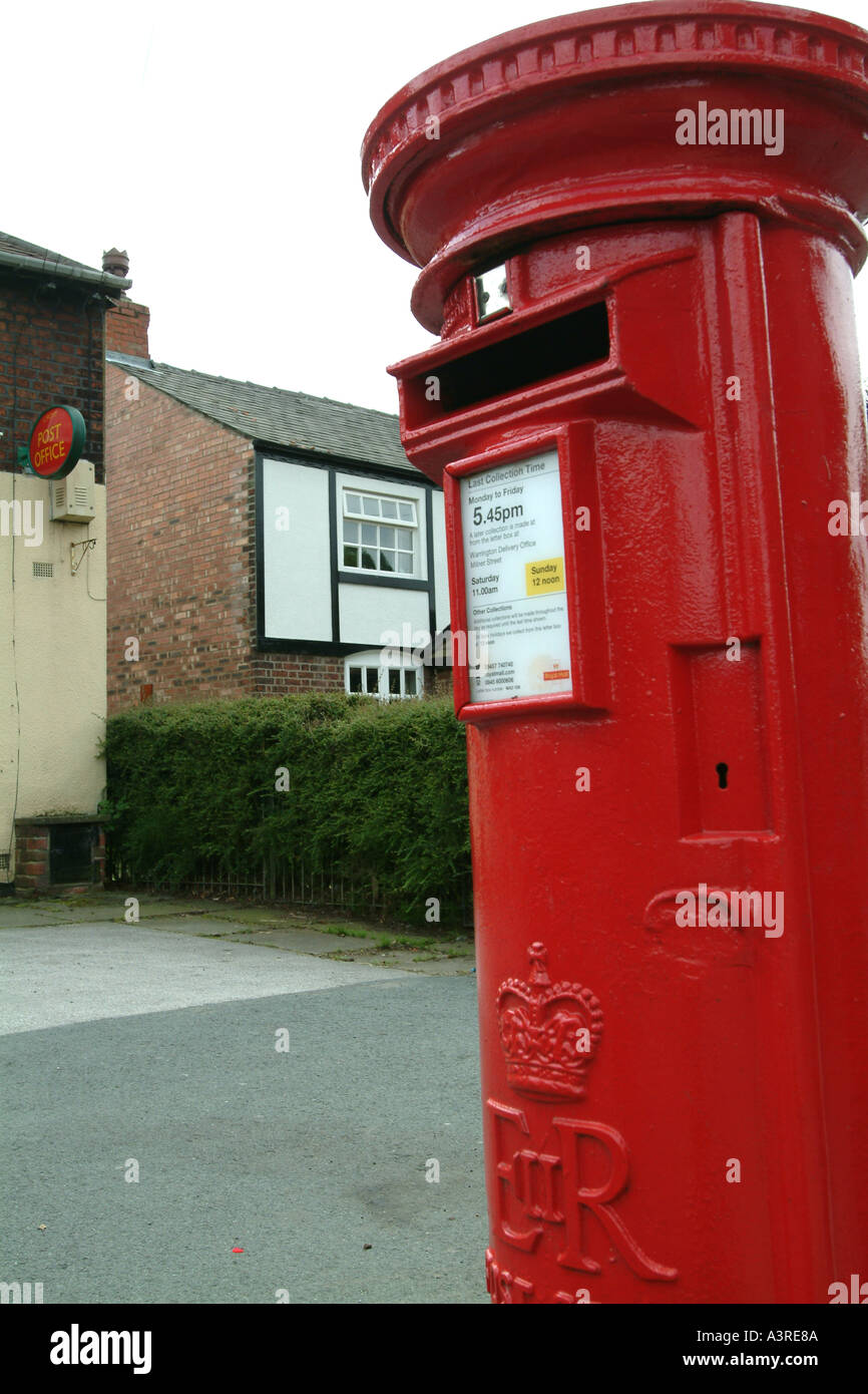 A red british pillar box Stock Photo - Alamy