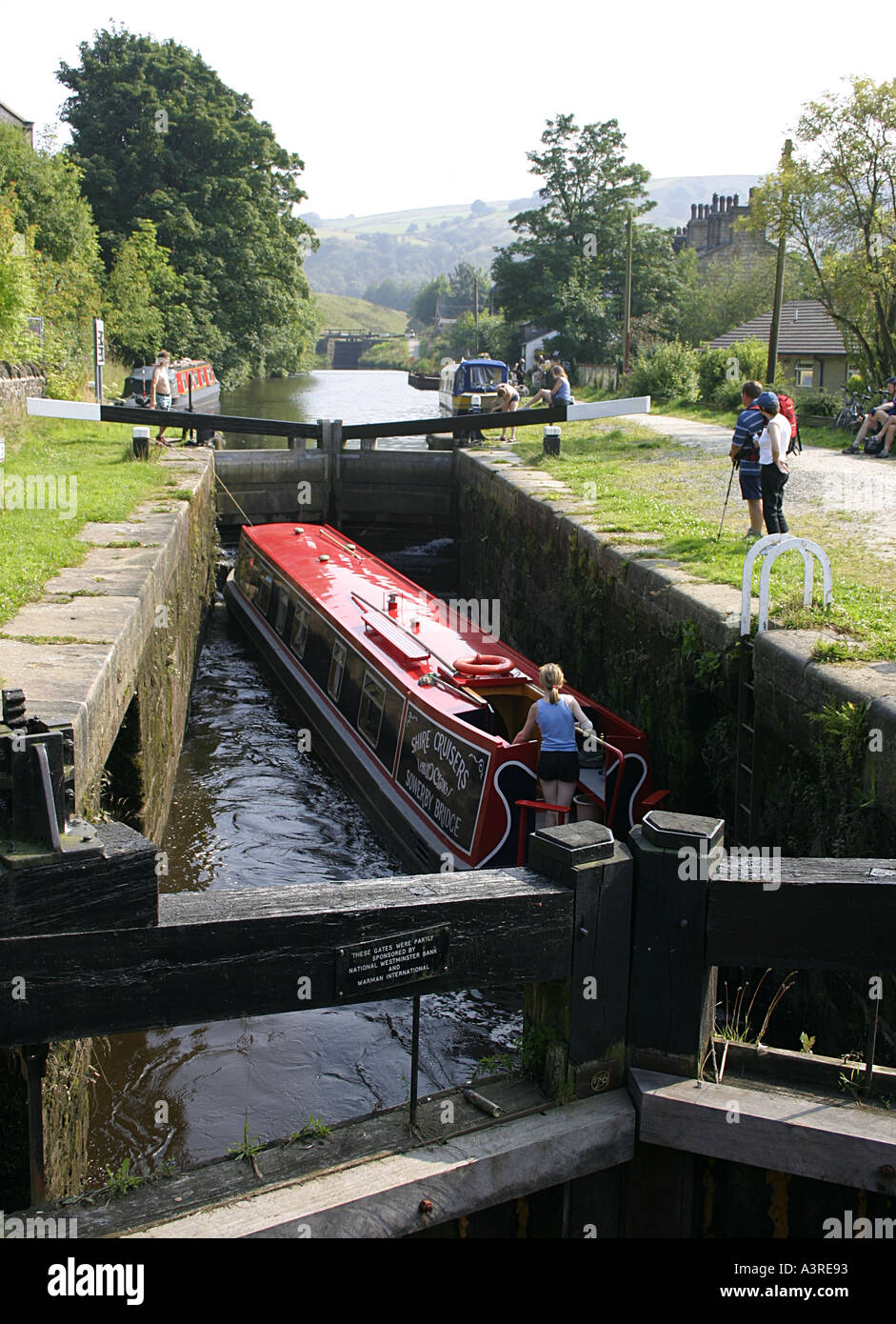 Lock canal walsden lancashire hi-res stock photography and images - Alamy