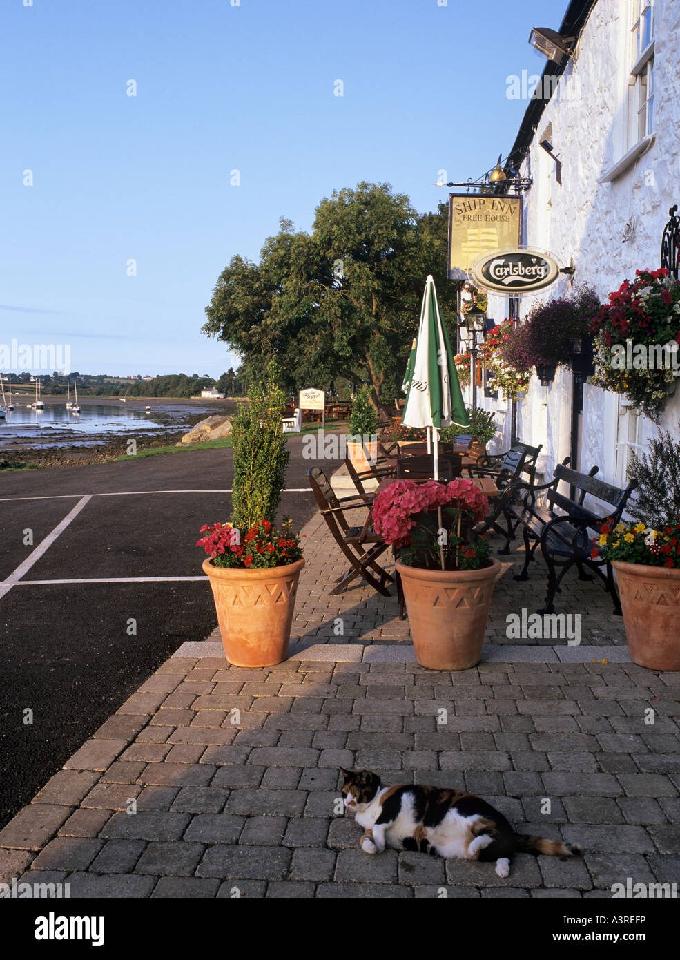 THE "SHIP INN" Red Wharf Bay Anglesey North Wales UK Stock Photo - Alamy