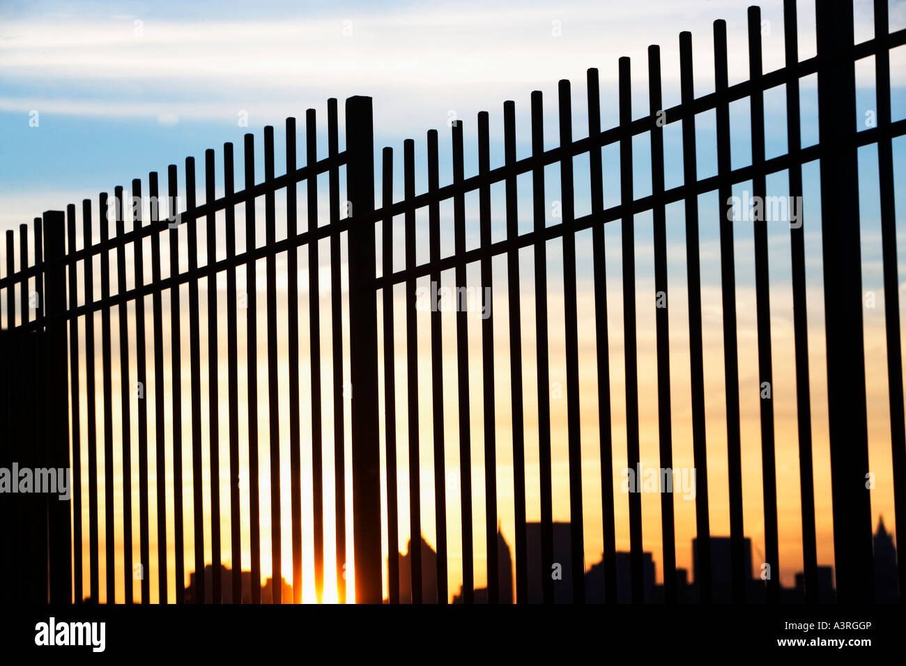 Borders metaphor hi-res stock photography and images - Alamy