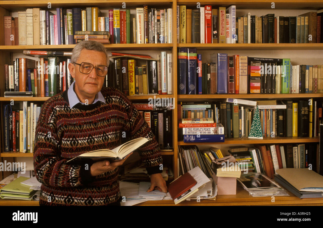 Political editor hi-res stock photography and images - Alamy