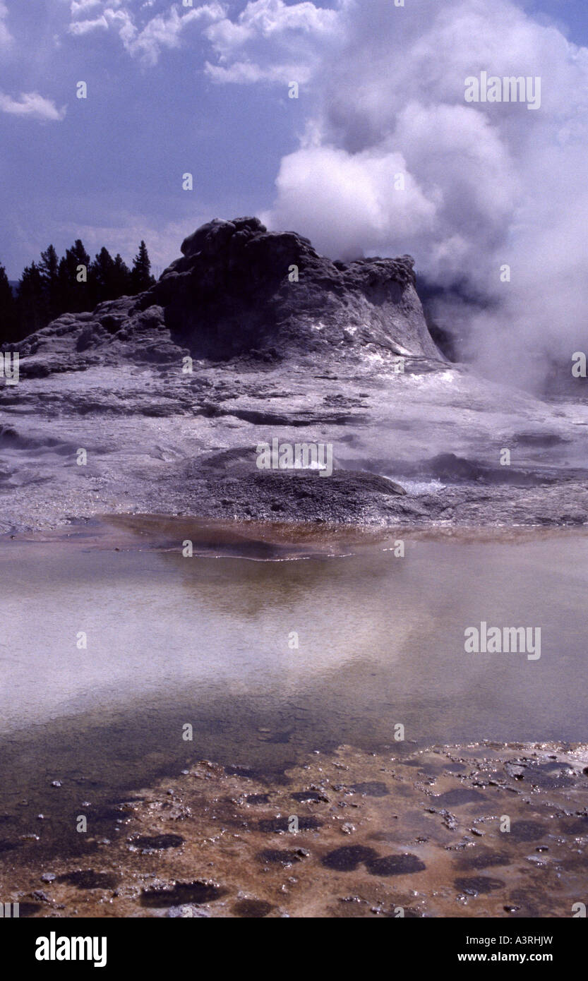 Volcanic tableland yellowstone national park hi-res stock photography ...