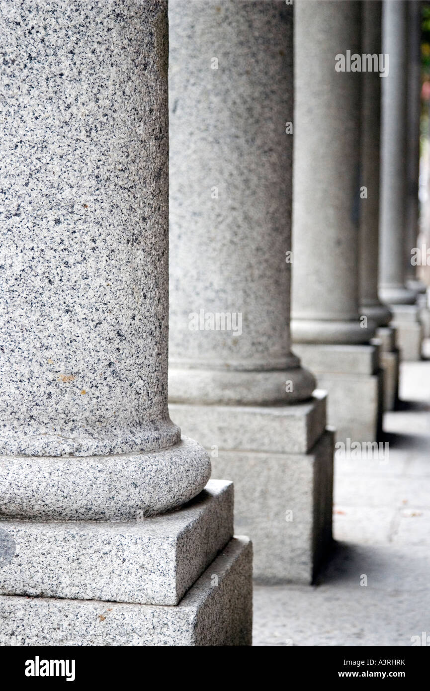 Granite columns hi-res stock photography and images - Alamy