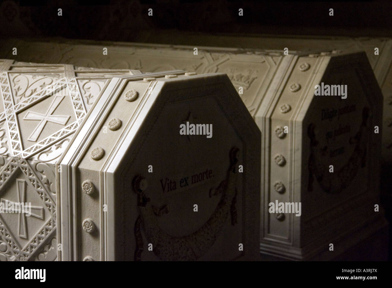 Royal pantheon crypt hi-res stock photography and images - Alamy