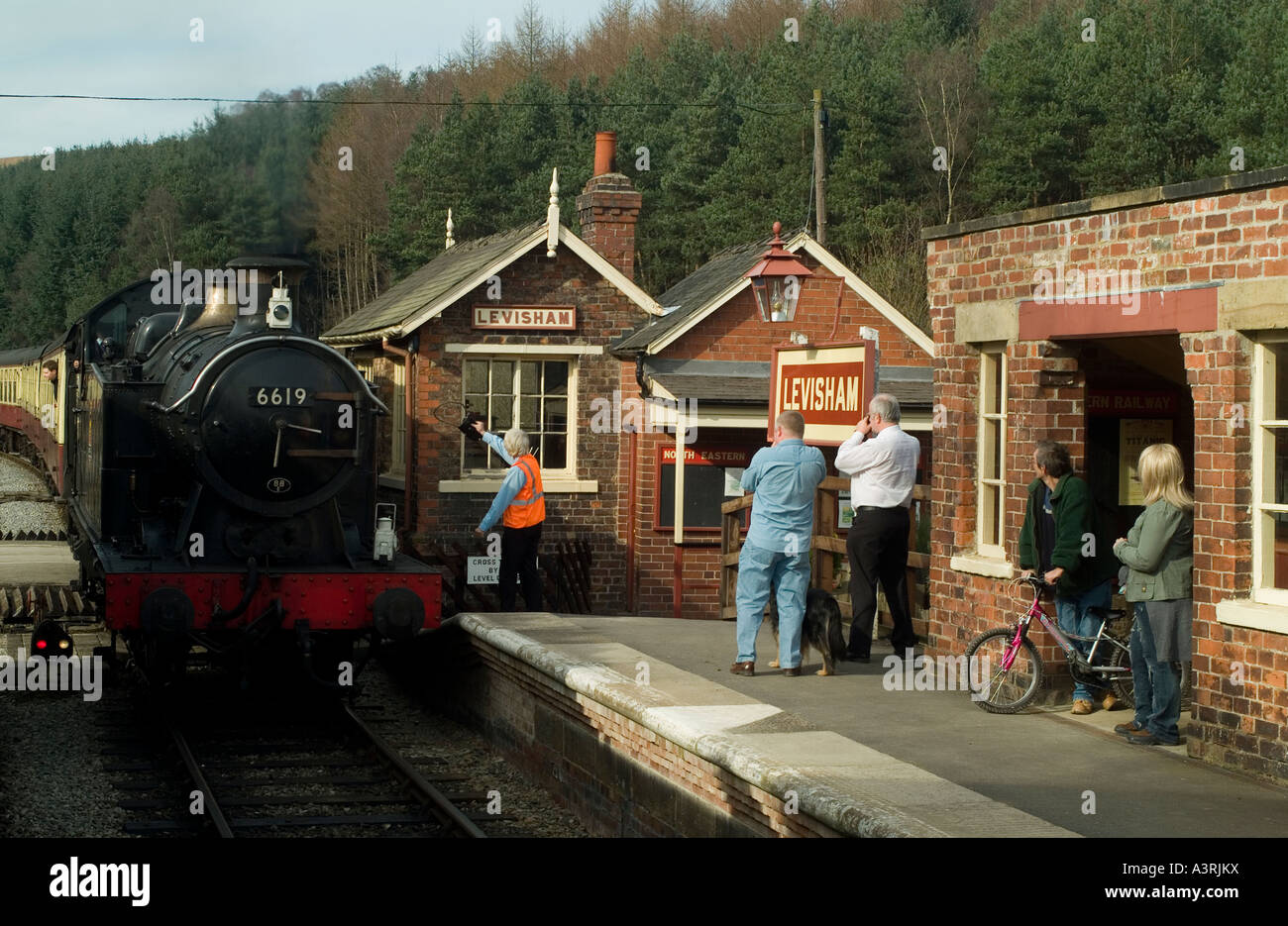 Levisham station hi-res stock photography and images - Alamy
