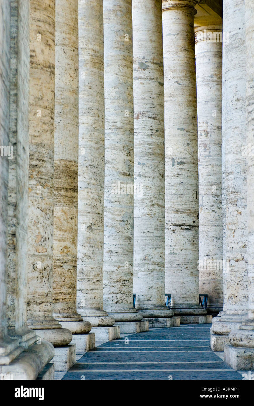 Collums architecture hi-res stock photography and images - Alamy