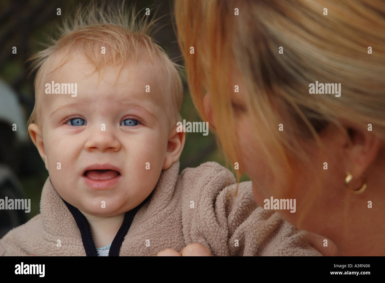 Bawling bawl hi-res stock photography and images - Alamy