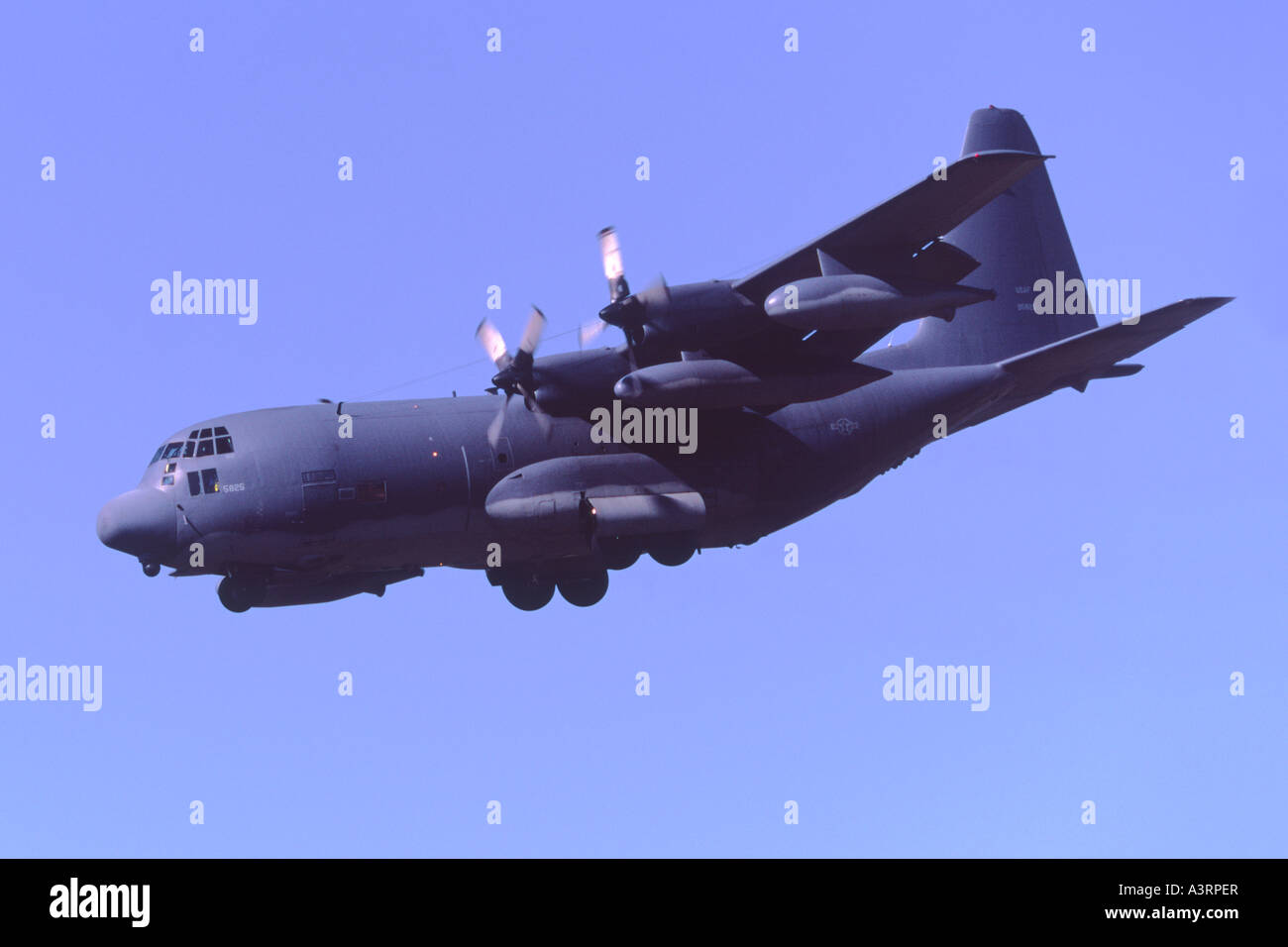 Us air force c130 hercules aircraft hi-res stock photography and images ...