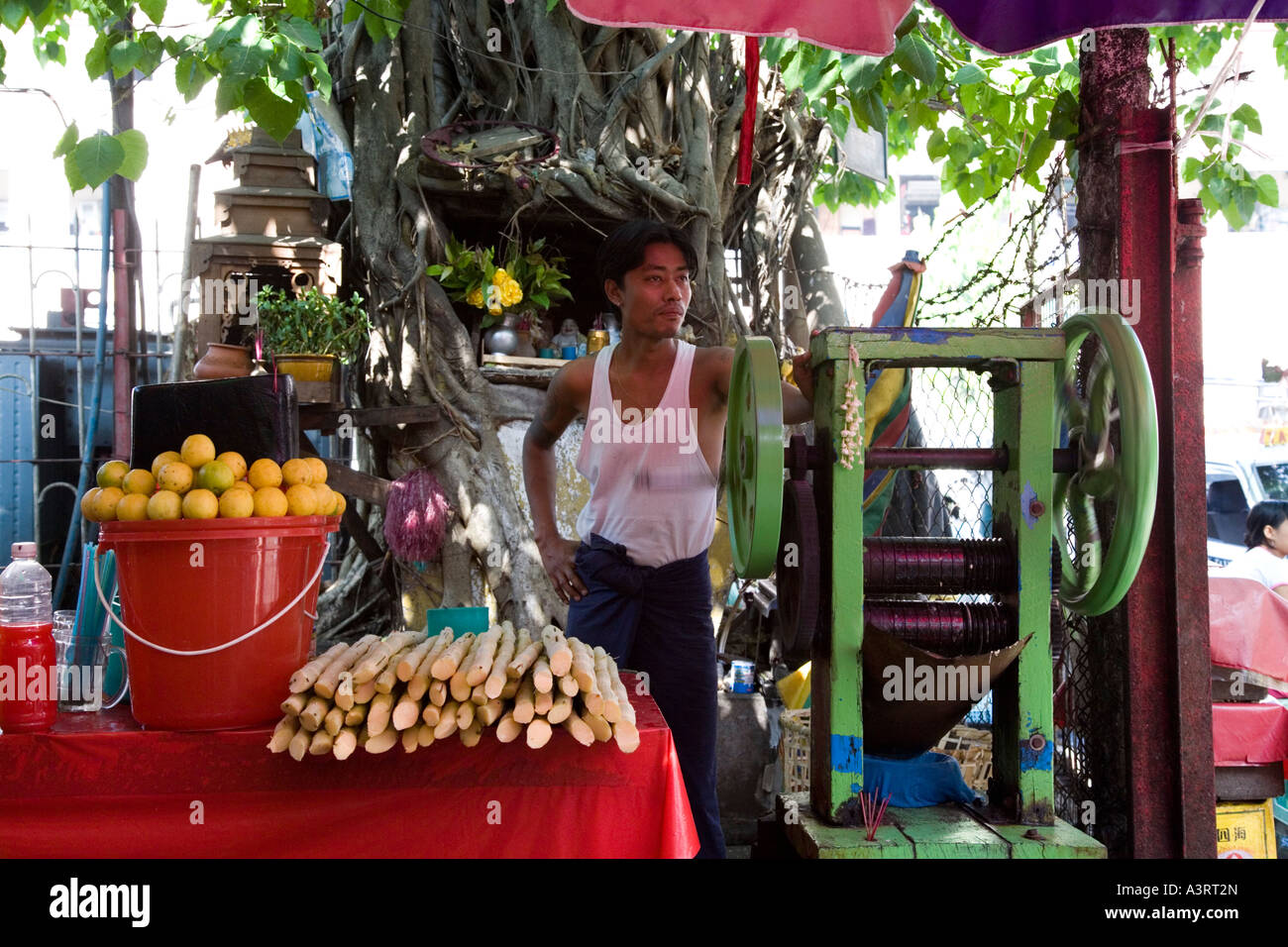 Sugar Cane Juice Press, Yangon, Myanmar Stock Photo - Alamy