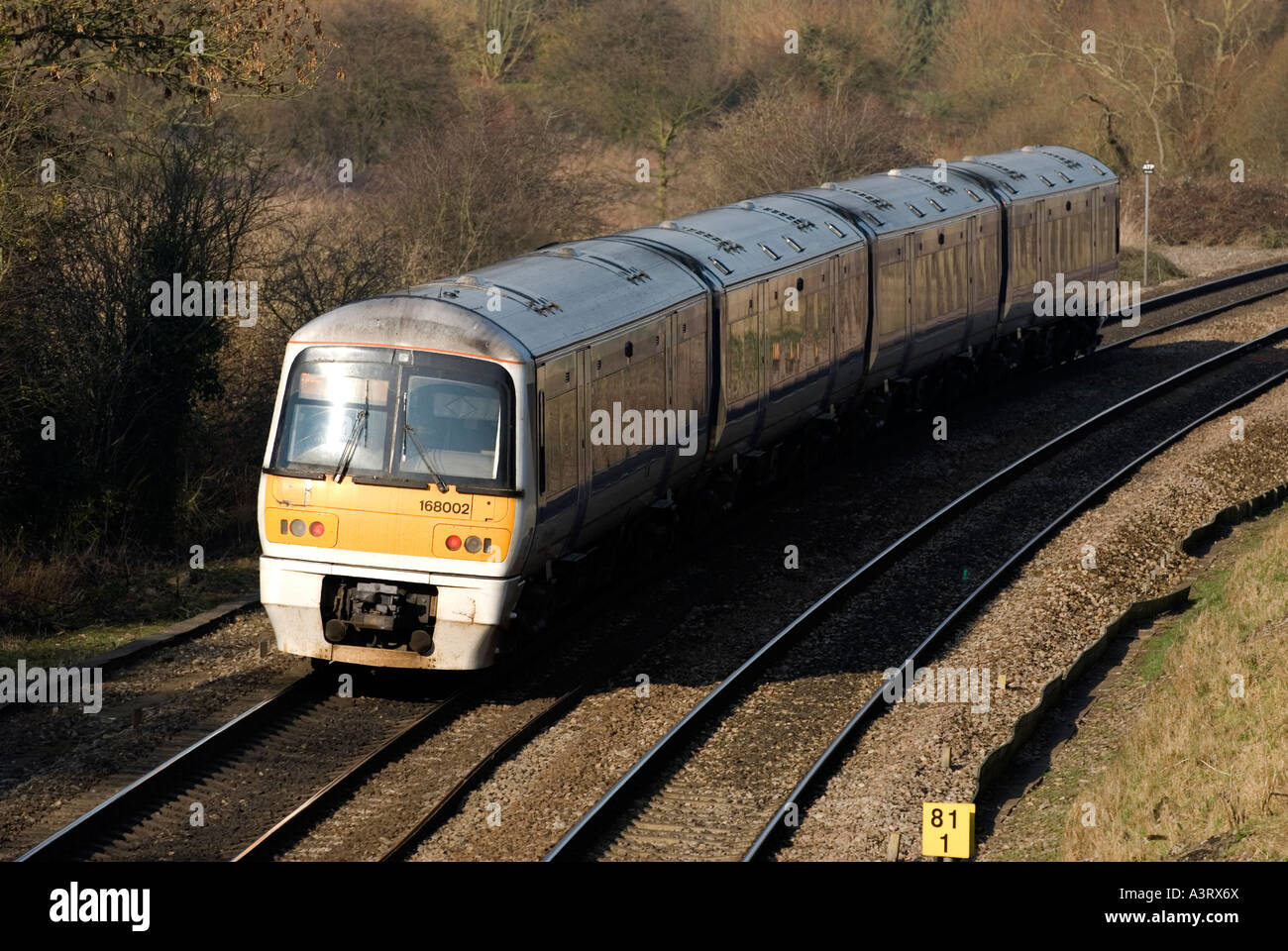 Chiltern train traveling between Banbury and London Stock Photo - Alamy
