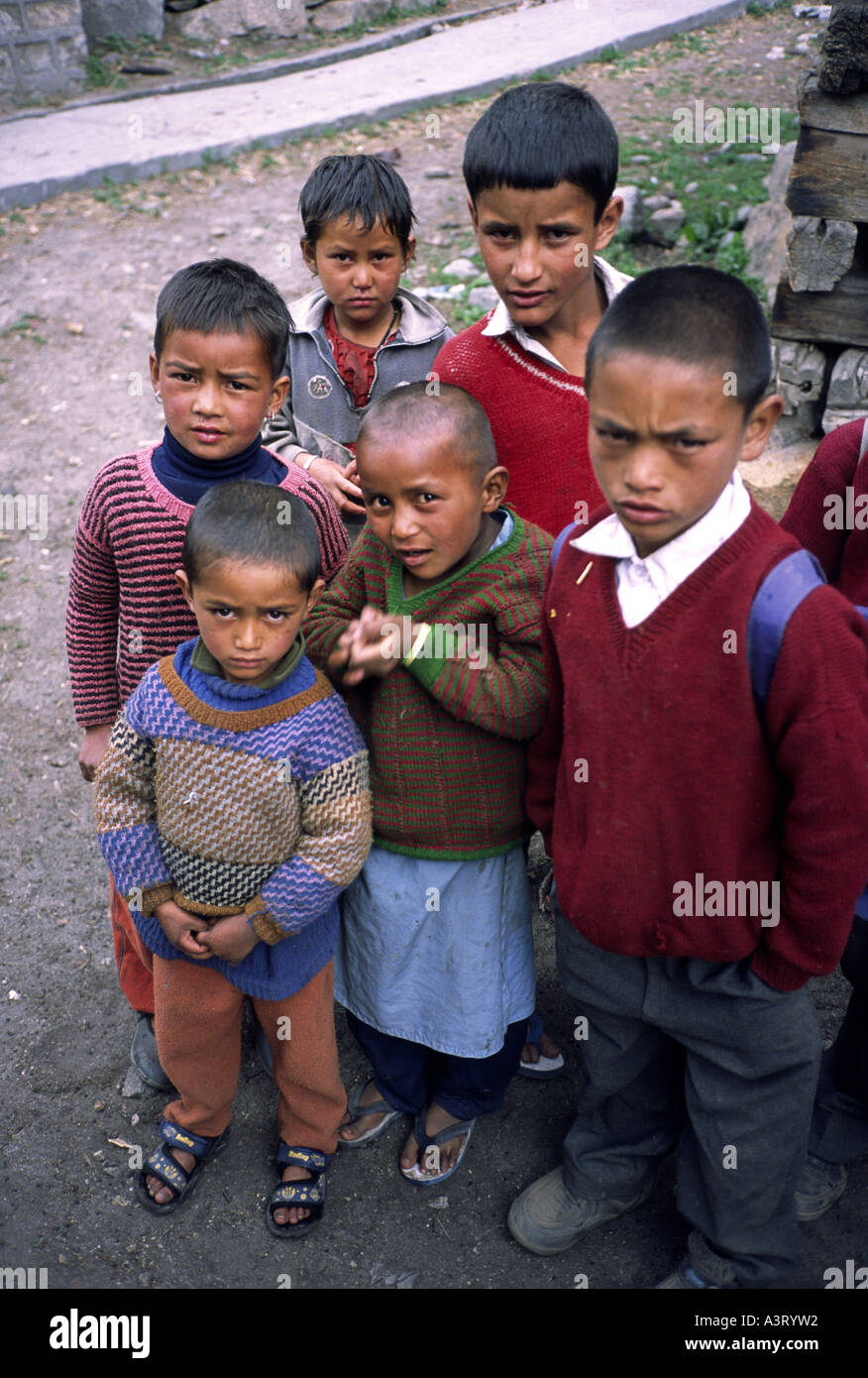 Group of school children in uniform hi-res stock photography and images ...
