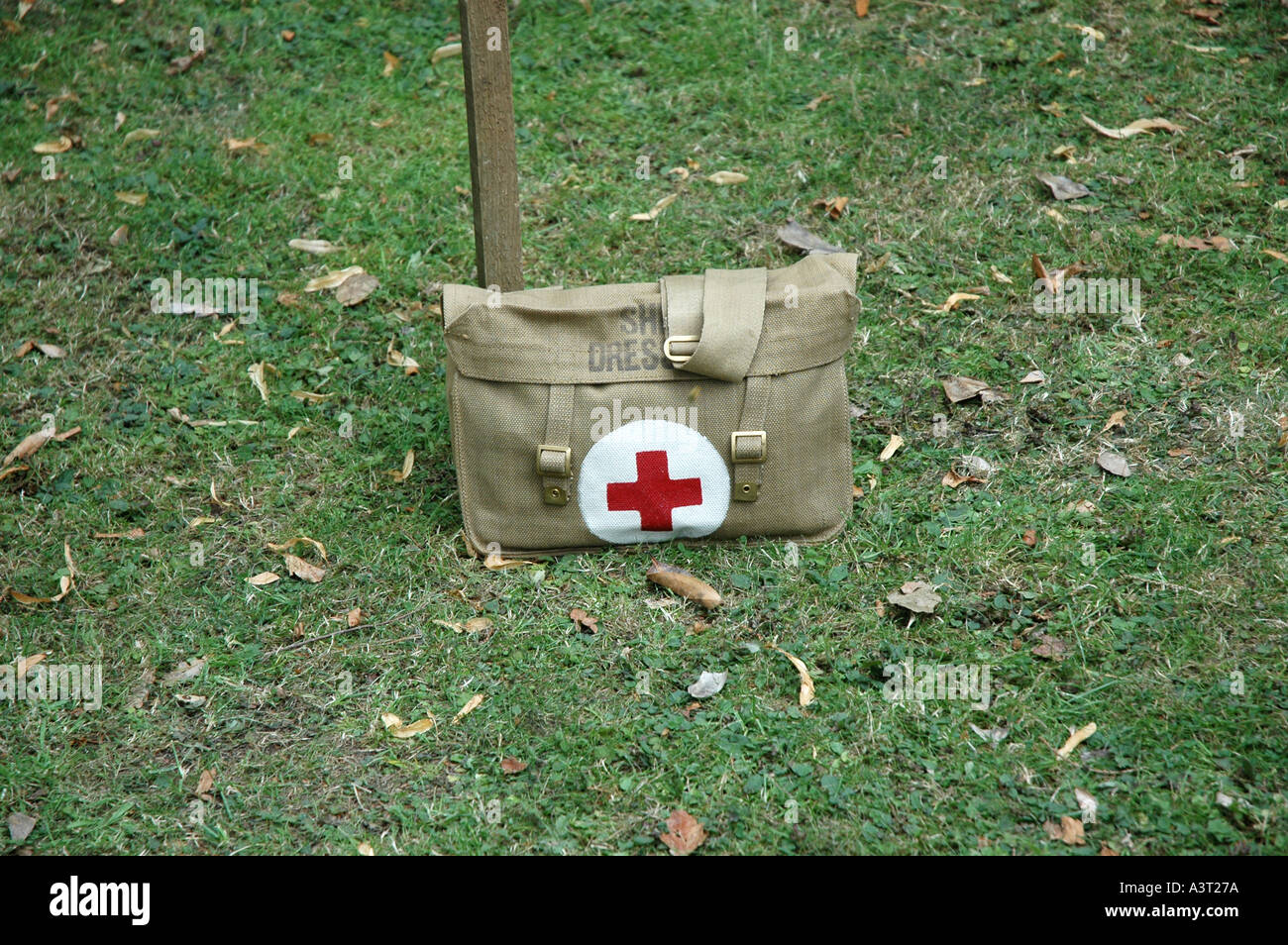 Army first aid world war ii hi-res stock photography and images - Alamy
