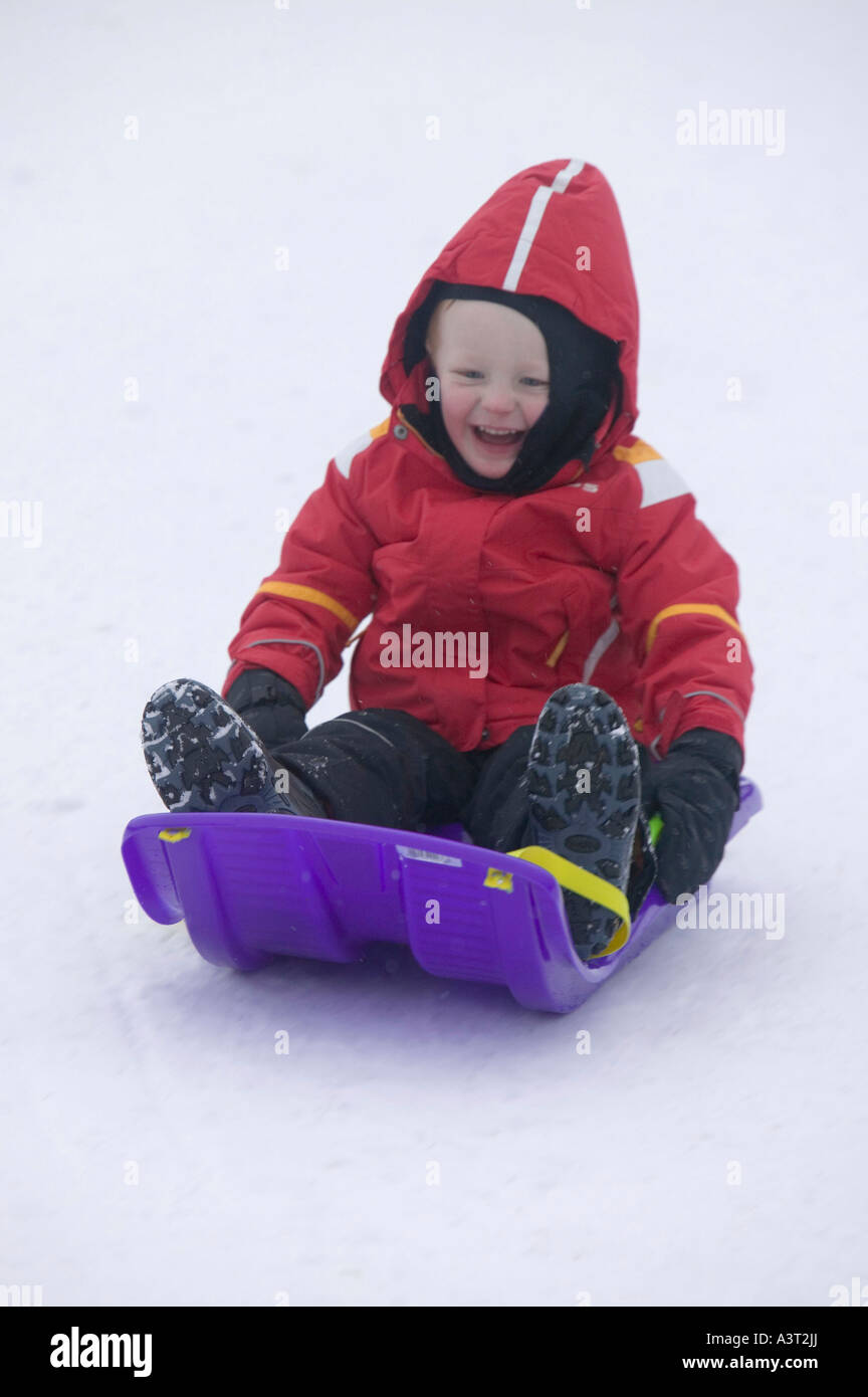 Aviemore snow children hi-res stock photography and images - Alamy