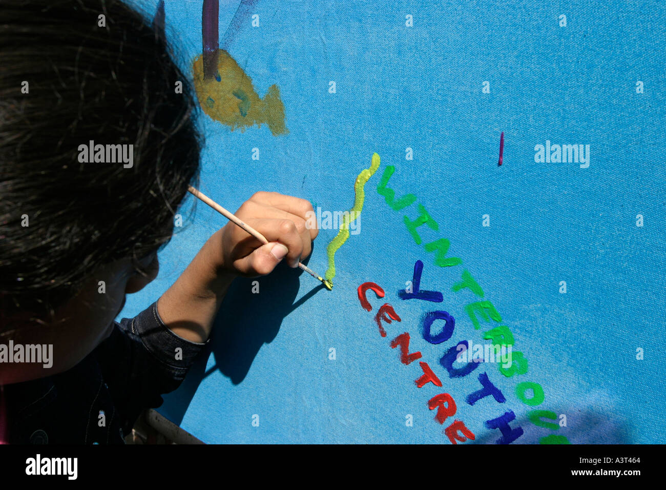 Children painting uk hi-res stock photography and images - Alamy
