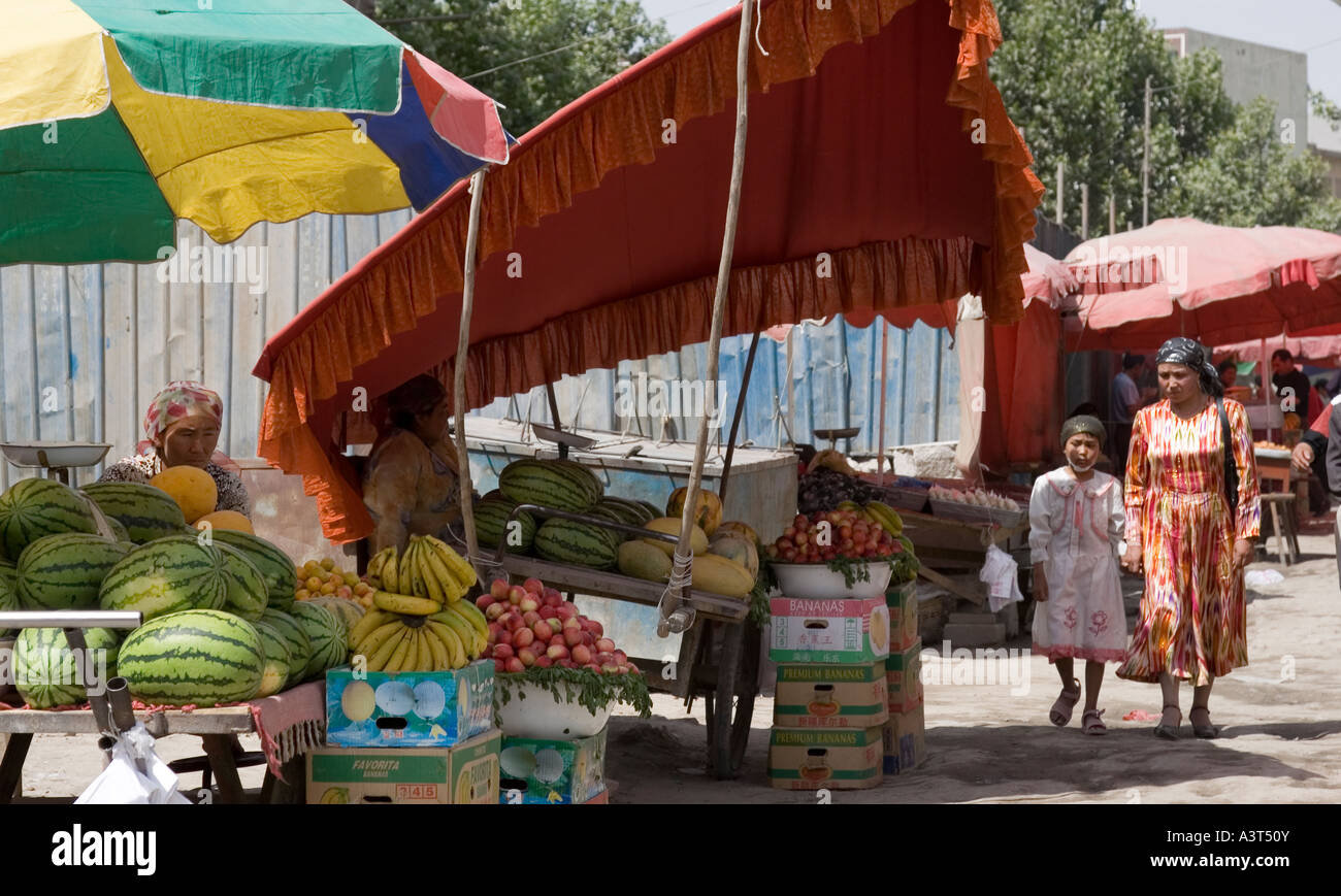 Fruit stalls Yarkand Xinjiang China Stock Photo - Alamy