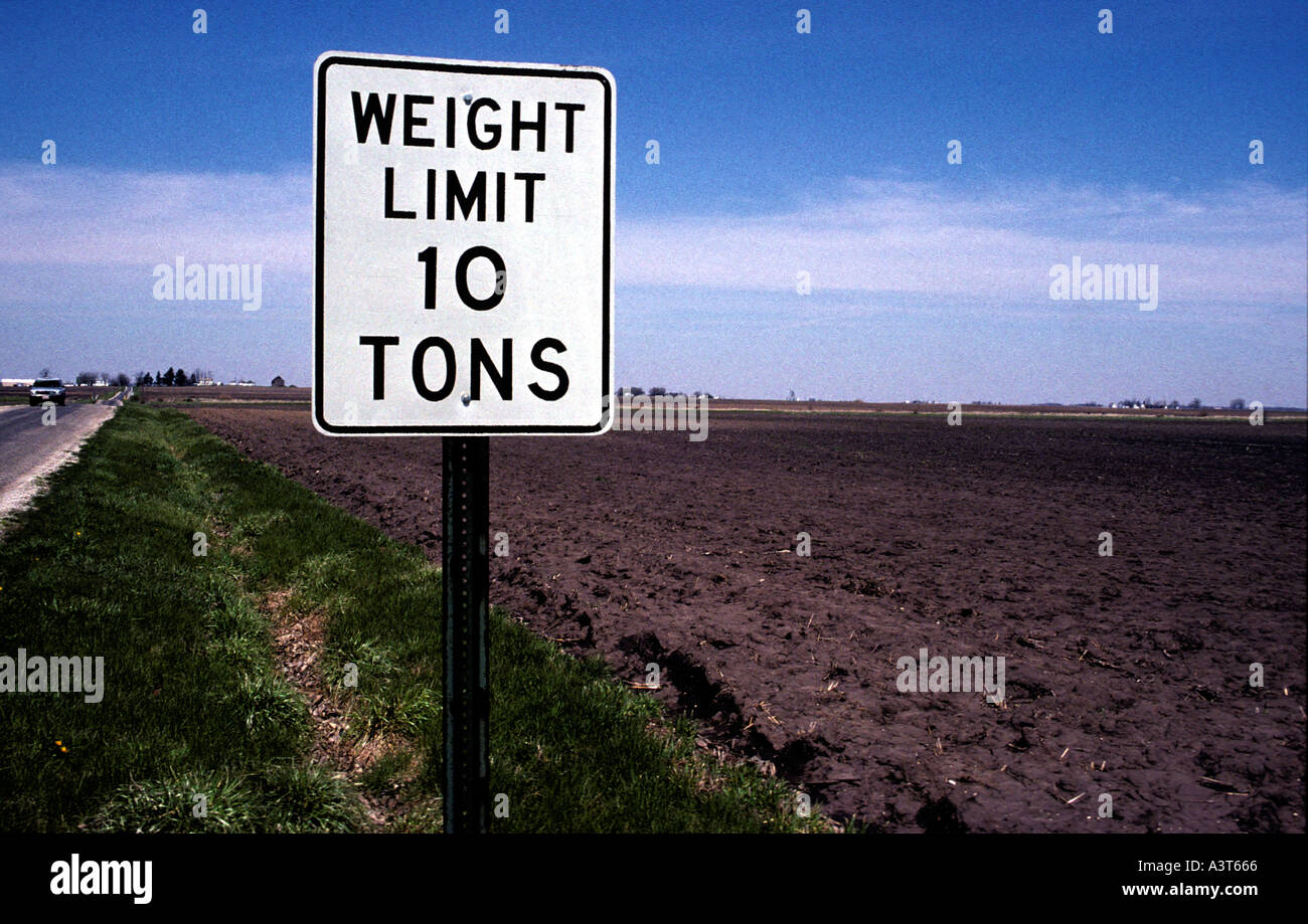 weight limit 10 tons Stock Photo - Alamy