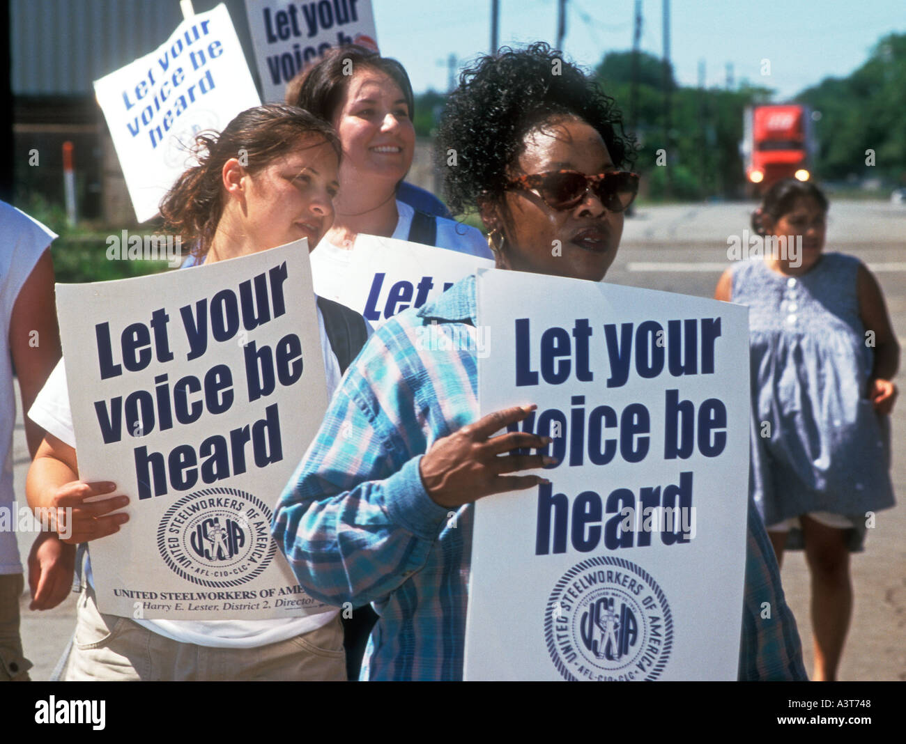 Women support Steelworkers union organizing campaign Stock Photo - Alamy