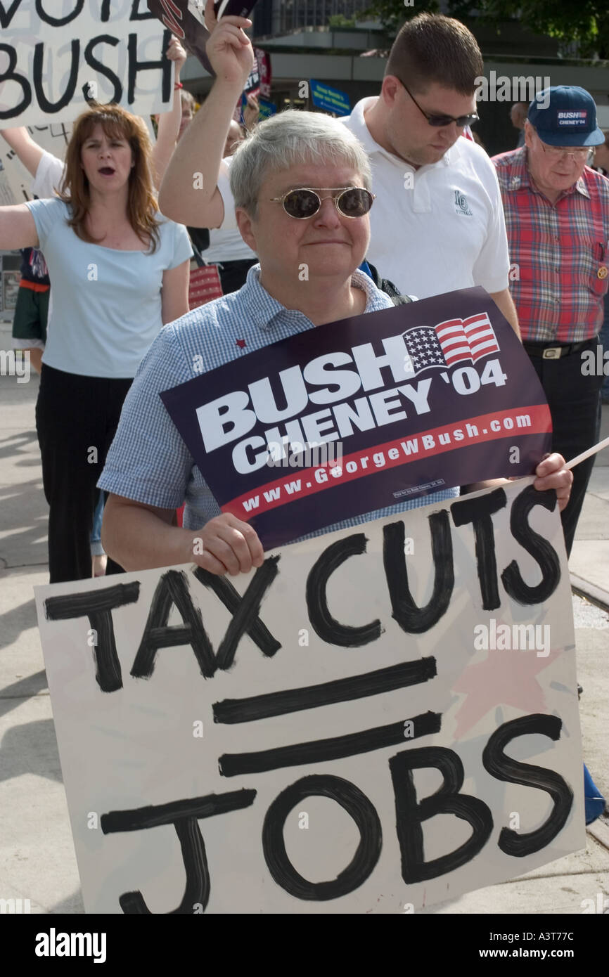 George w bush supporters hi-res stock photography and images - Alamy