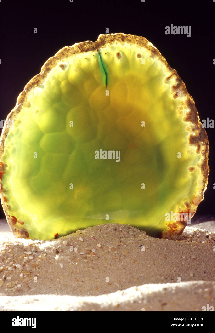 Green chalcedony hi-res stock photography and images - Alamy